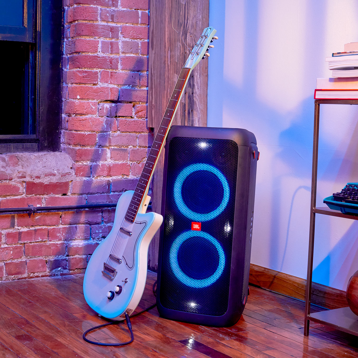 JBL Partybox 200 Siyah Bluetooth Hoparlör